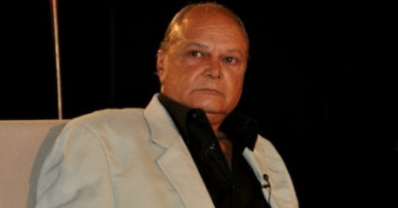 El popular actor cubano Enrique Molina está de cumpleaños
