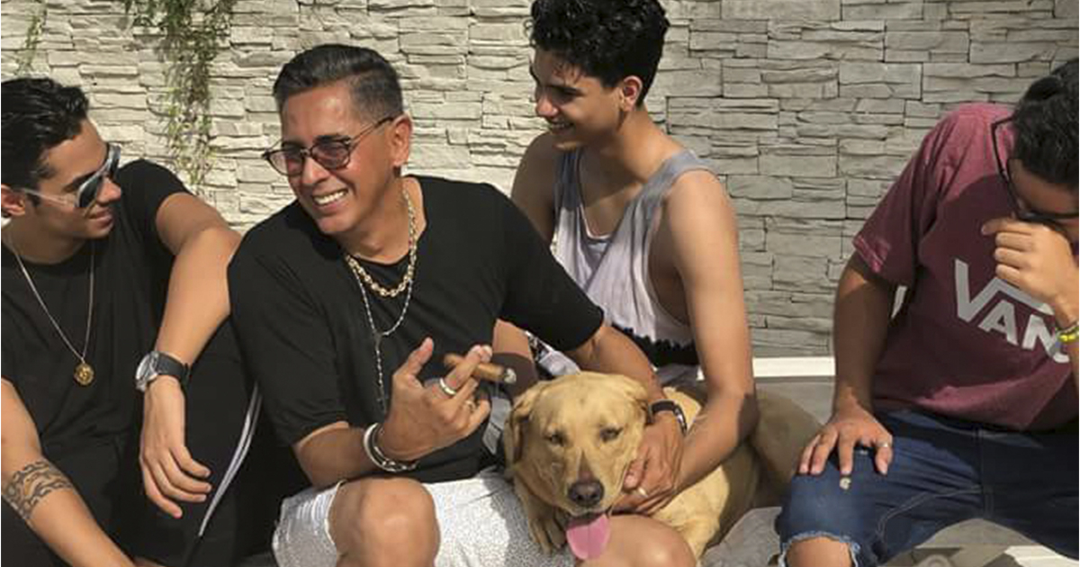 El espectacular Día de los Padres de Paulito FG rodeado de sus hijos