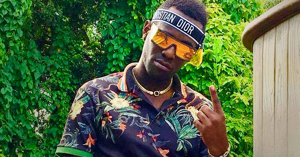 ESTRENO: Chocolate MC lanza el tema "Hello"