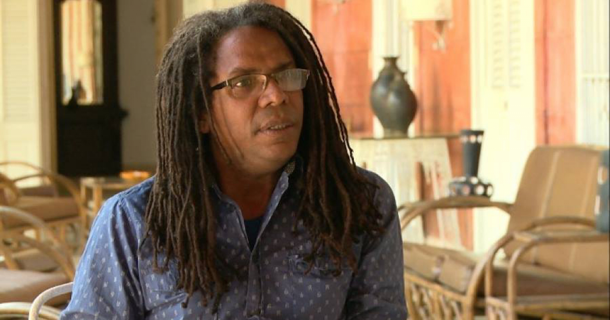 Raúl Torres dice que no ha cobrado nada por las canciones a la ...