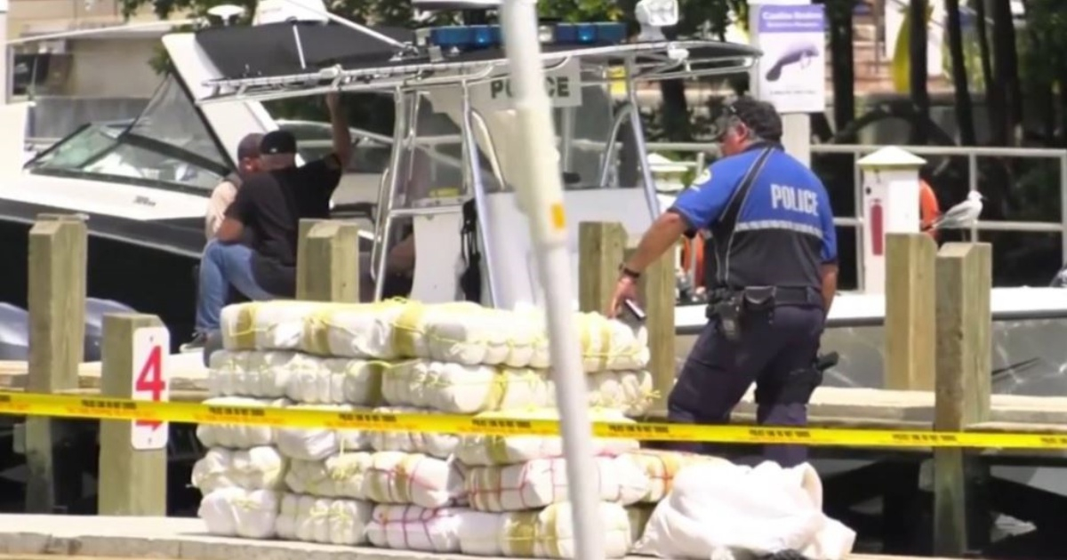 Policía De Miami Dade Recupera Embarcación Con Drogas Tras Persecución