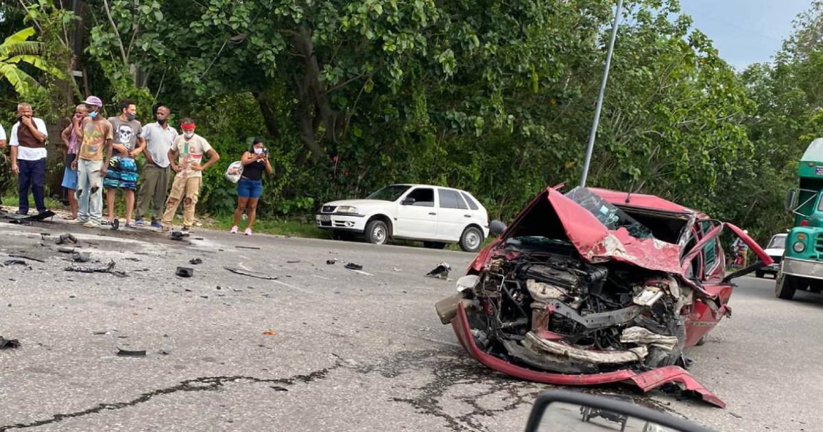 Brutal Choque En Vía Blanca Deja Una Persona Herida