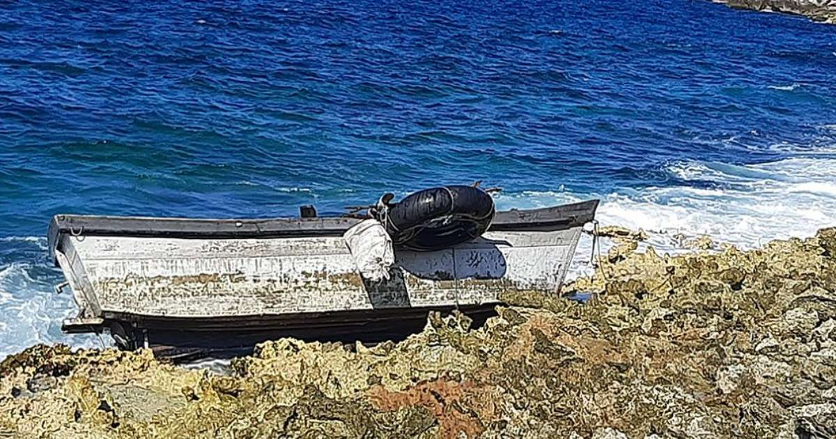 Quince balseros cubanos llegan en dos embarcaciones a Islas Caimán