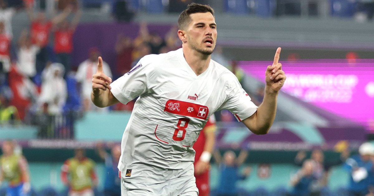 Mundial de Qatar: Suiza castiga el caos serbio y pasa a octavos en un ...