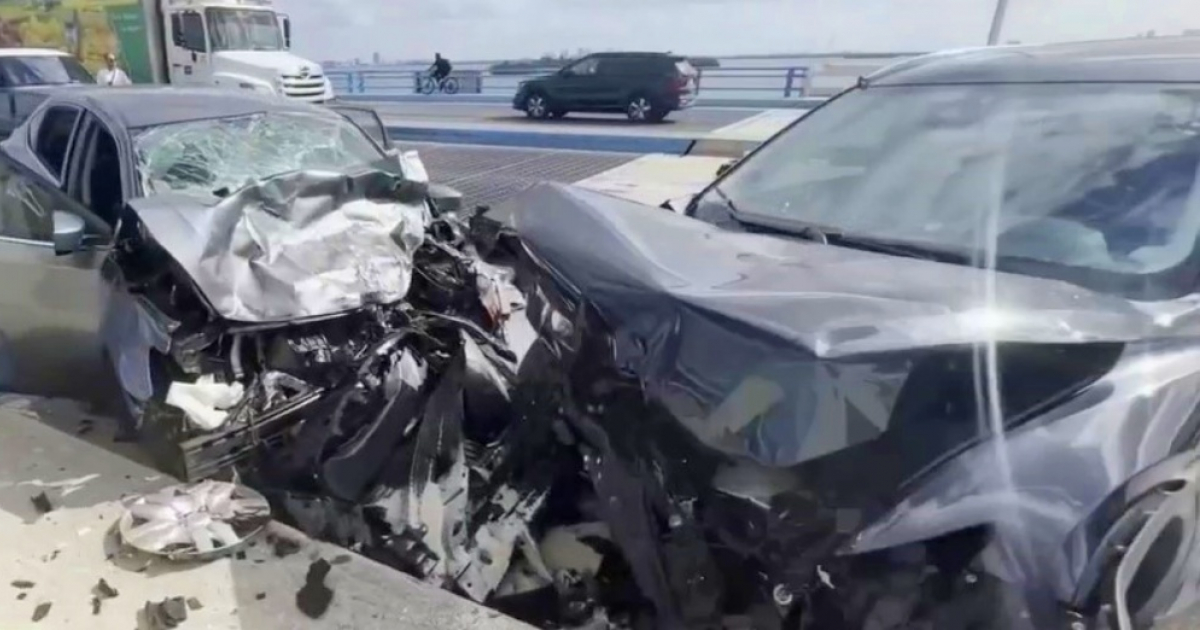Brutal choque de dos autos en Miami deja un muerto y tres heridos de ...