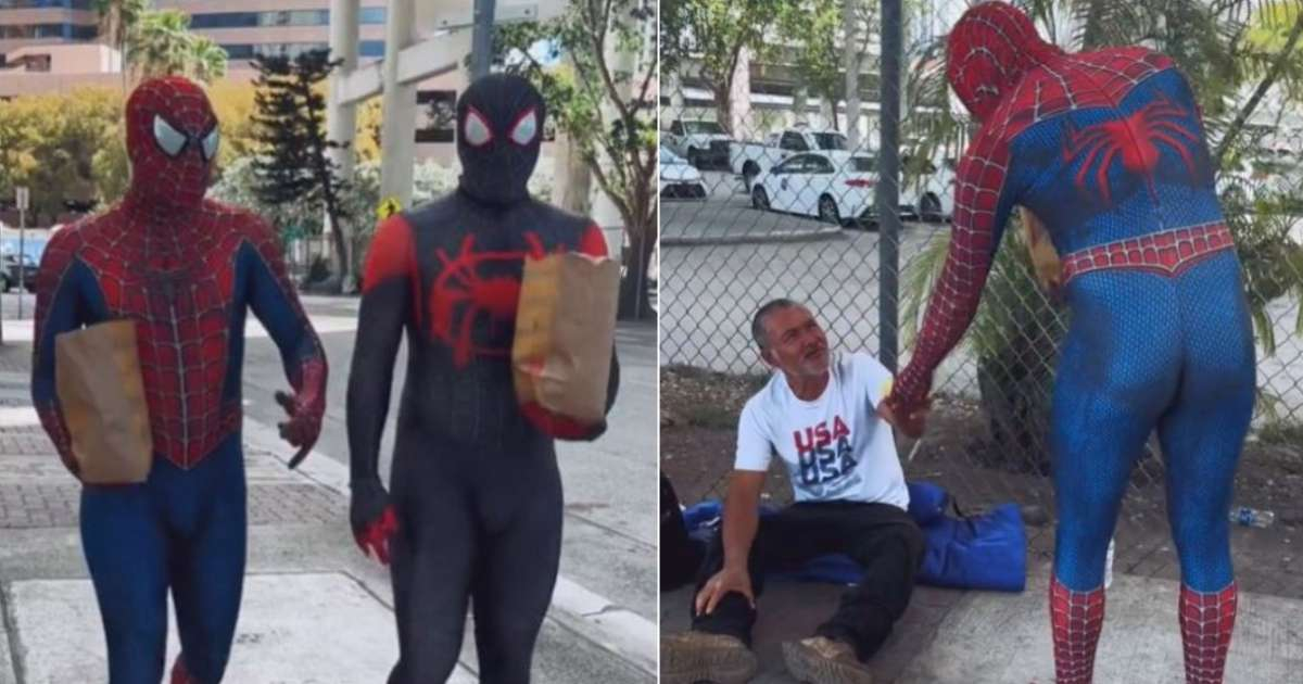 Los Spider-Man cubanos regalan comida a homeless en Miami
