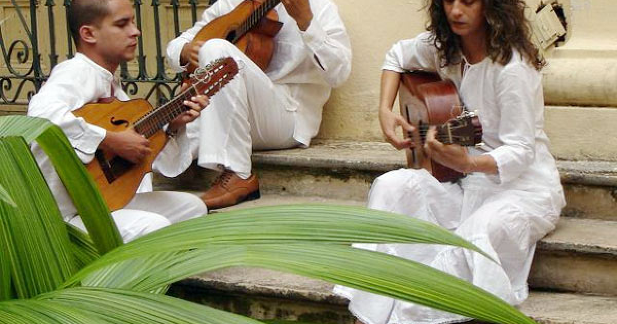 Alter Ego: trío cubano de guitarra, laúd y tres se presenta en Francia ...
