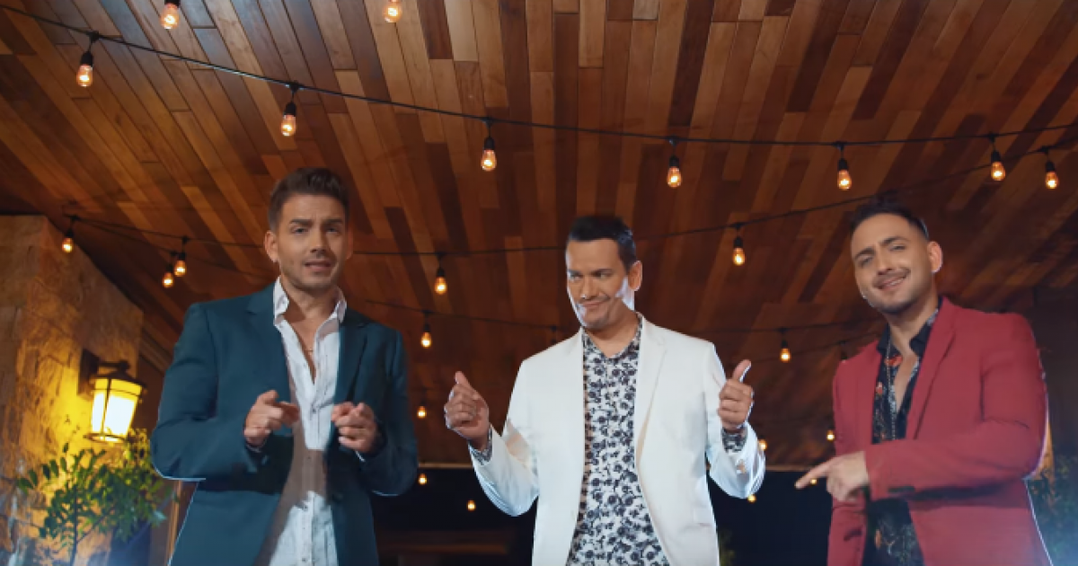 ESTRENO: Boni & Kelly ft. Victor Manuelle - Amigos Con Derecho