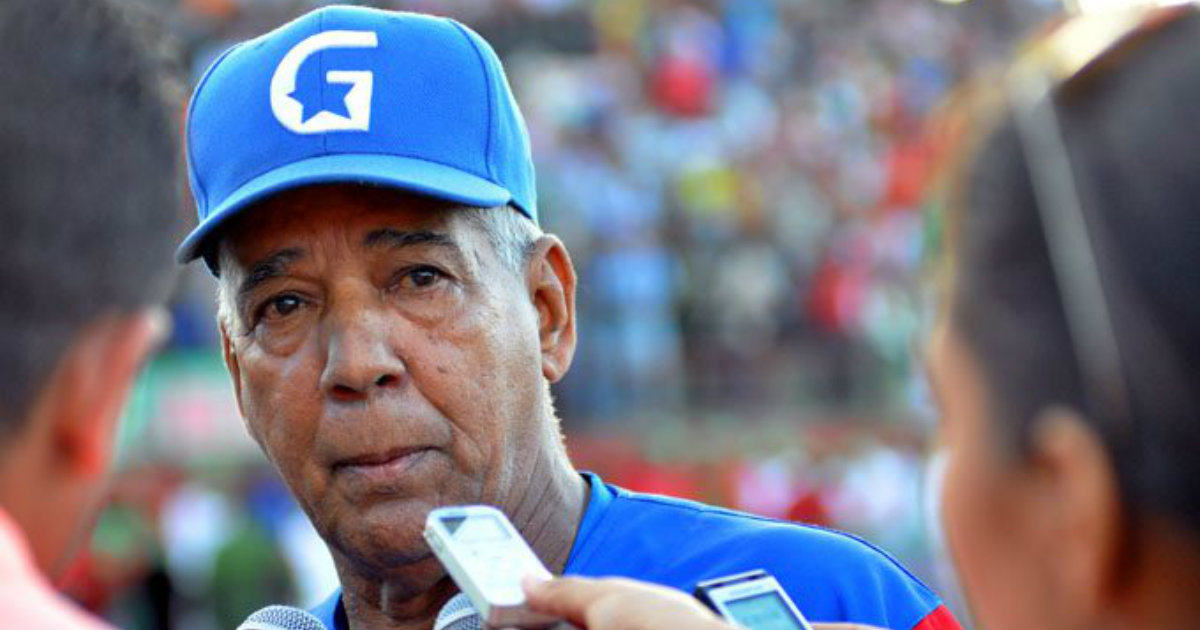 Carlos Martí: “El premio me ha llegado en el ocaso”