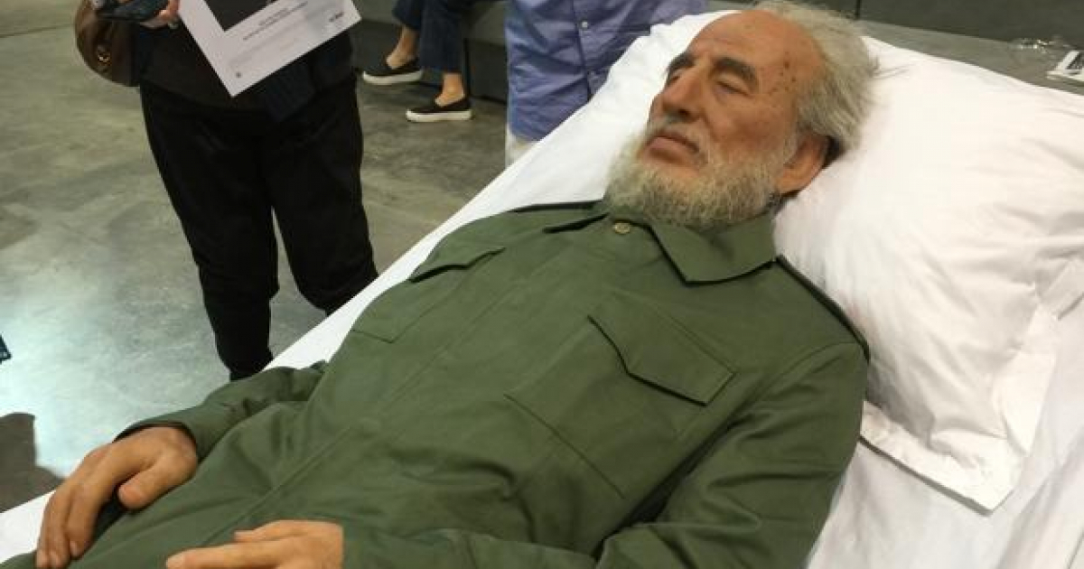 Pieza artística en Hong Kong representa el cadáver de Fidel Castro