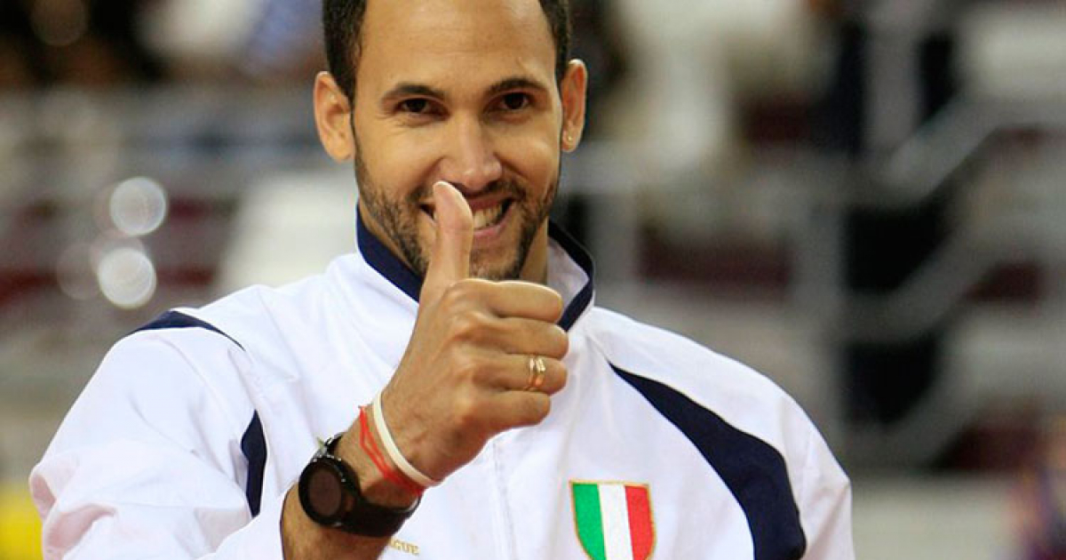 Cubano Osmany Juantorena clasifica a Italia a las Olimpiadas