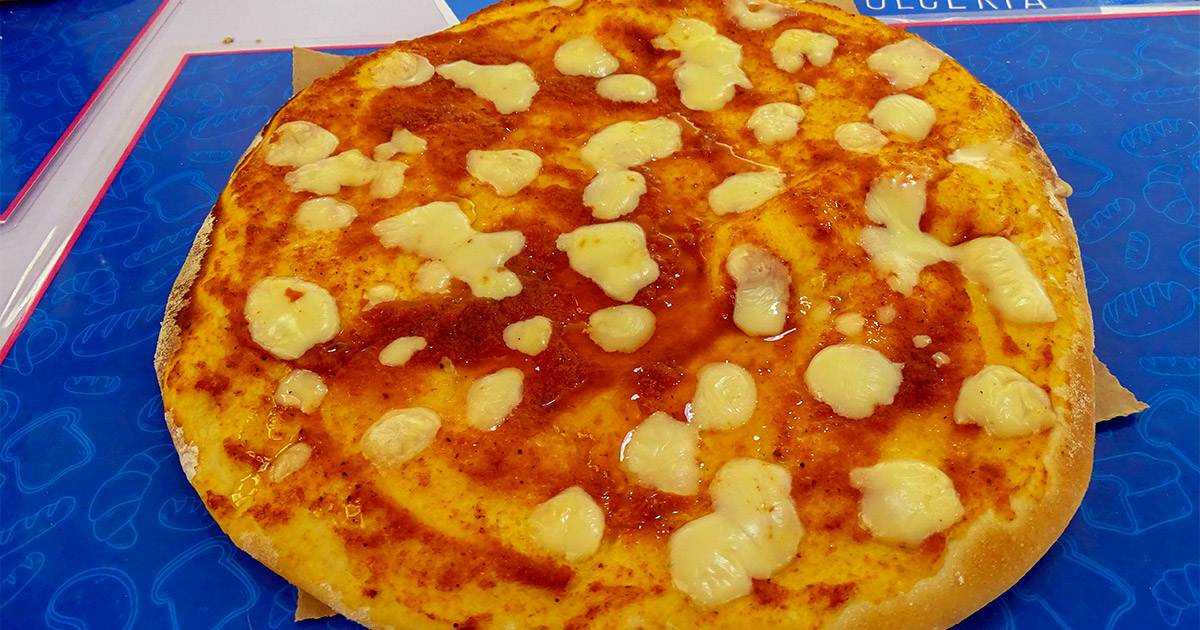 En Cuba se hacen “los bobos” para subir el precio de la pizza