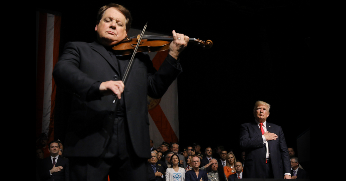 Trump: violinista en Miami